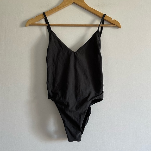 Jolyn Clothing | Swim | Nwot Jolyn Dark Gray Steve Back Tie Athletic ...